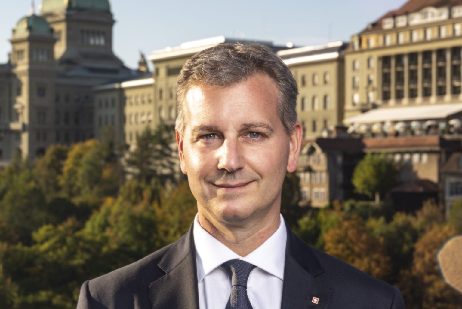 «200 Franken sind genug»: Was unsere Volksinitiative will – SRG-Initiative